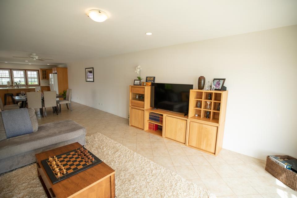 My Bermuda House: Shelly Hall 73