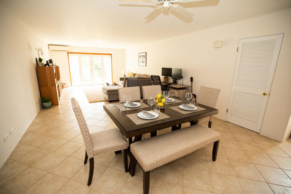 My Bermuda House: Shelly Hall 73